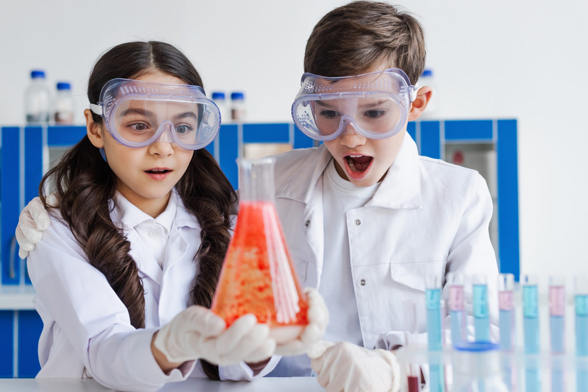 11 experimentos de ciencia para hacer en casa con niños pequeños ...